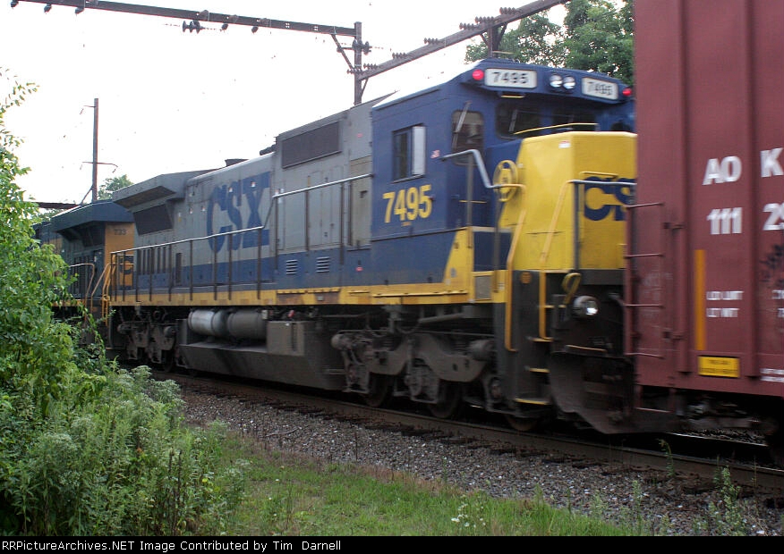 CSX 7495 on Q417